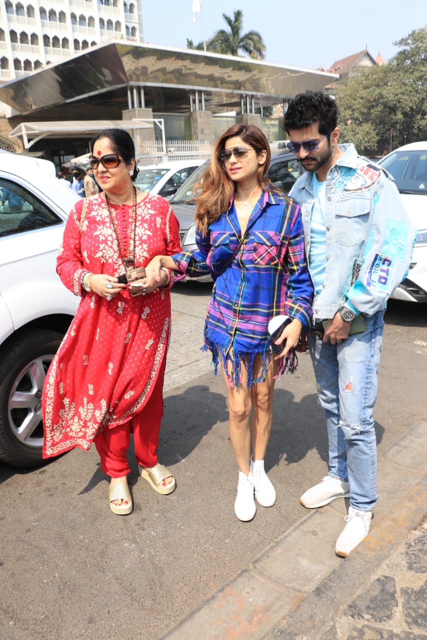 Shilpa Shetty, Shamita Head to Alibaug Amid Court Summon; Raqesh Bapat ...