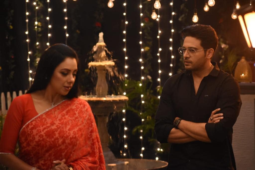 Anupama Confesses Her Love For Anuj Kapadia, Their Romantic Pictures ...