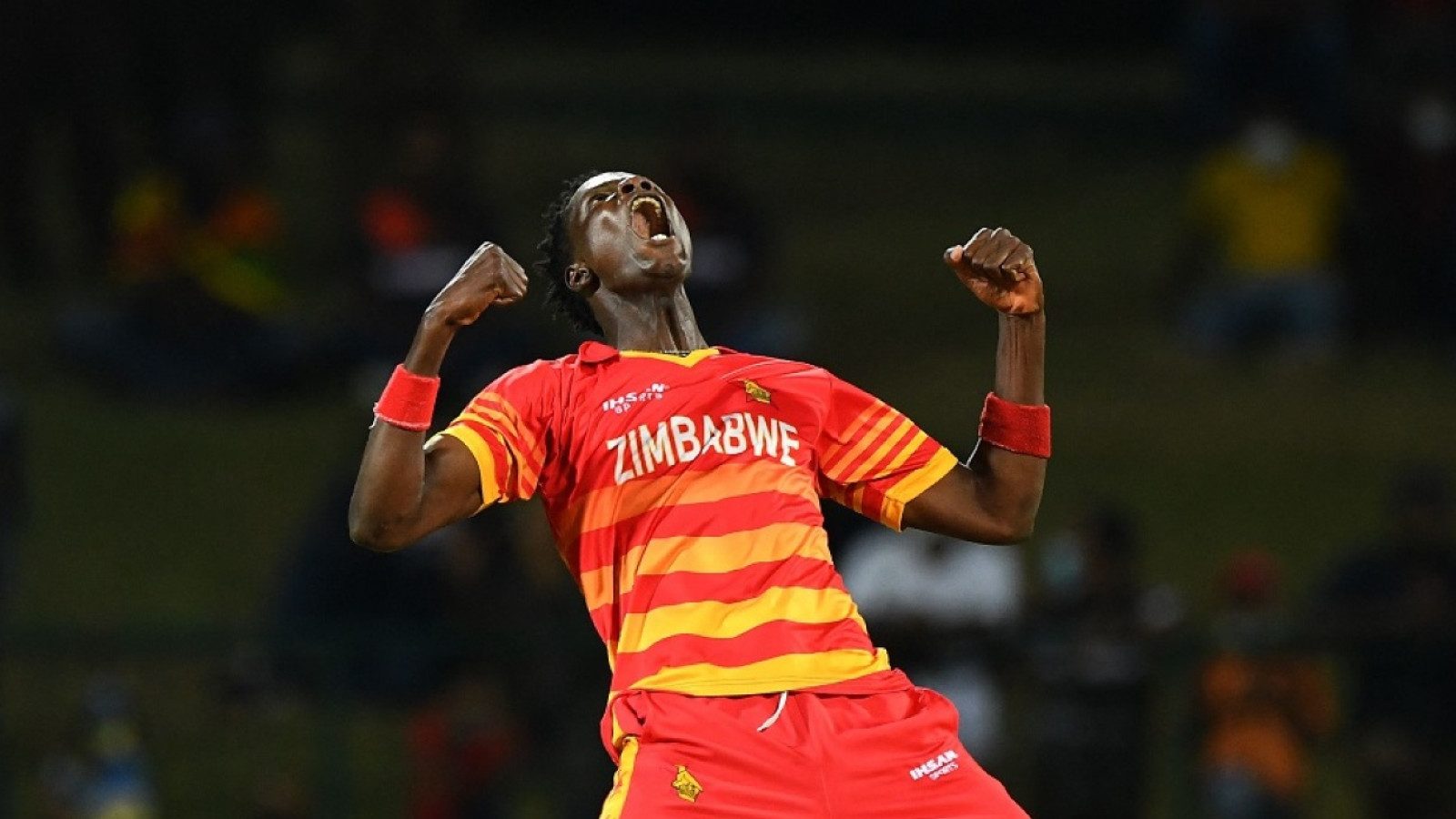 IPL 2022: Lucknow Super Giants Signs Zimbabwe Bowler As Replacement To ...