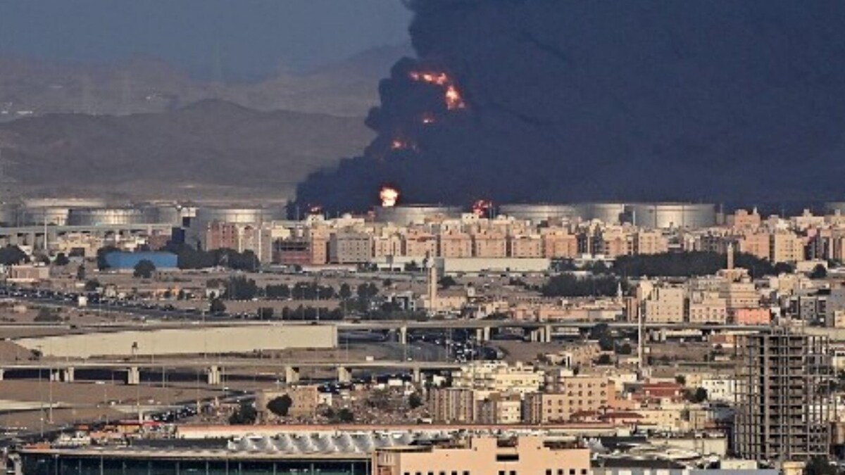 Yemen Rebel Attack on Saudi Aramco Oil Facility Sets Off Huge Fire by ...