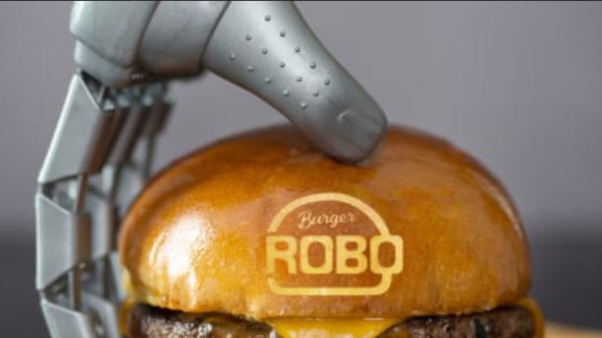 Hungry? This Robot Vending Machine Will Fix You a Burger in Six Minutes ...