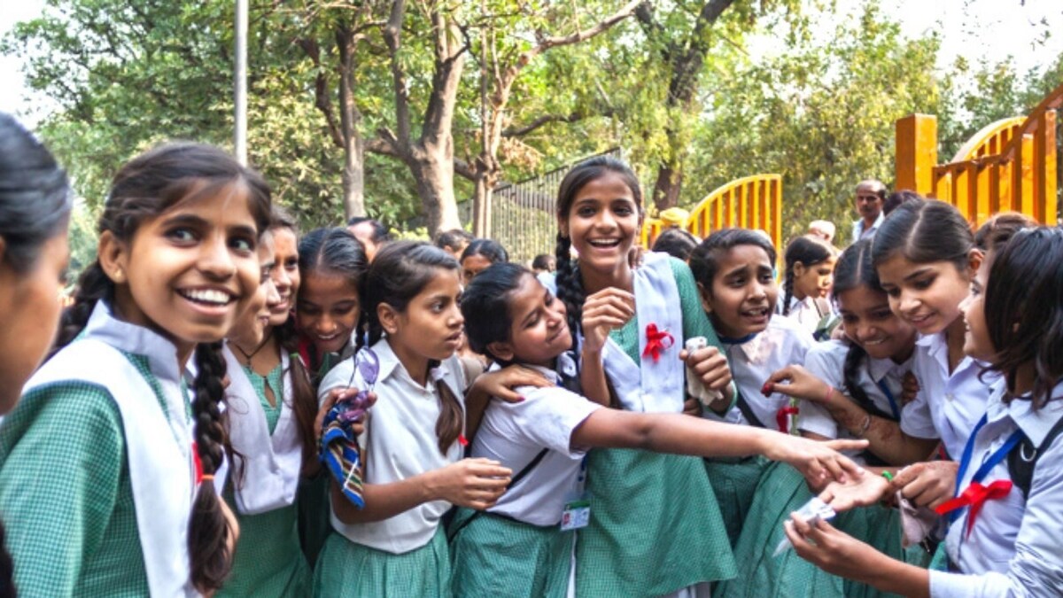 CBSE 10th Girl Toppers Share What Went in Preparing for the New Exam ...