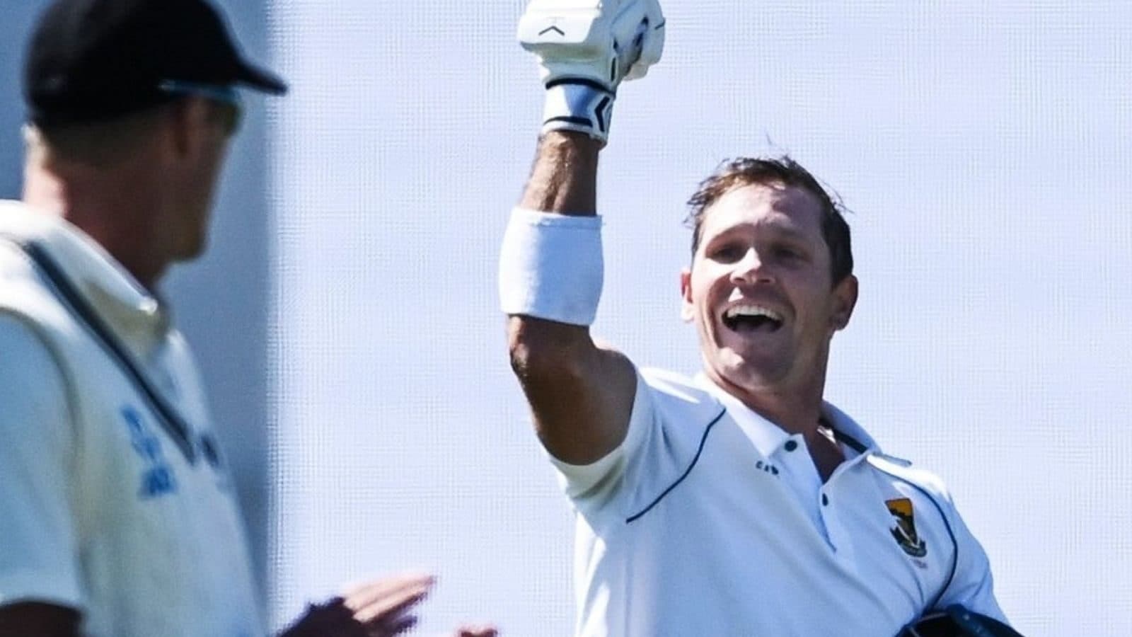 Dean Elgar All Praise for Newcomers Sarel Erwee, Verreynne after Big ...