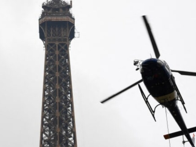 Eiffel Tower Grows by 20 Feet After Getting New Radio Antenna - News18
