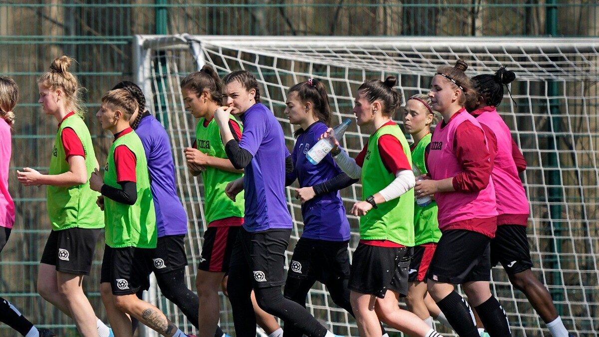 War in Ukraine: FC Kryvbas Kryvyi Rih's Womens Team Adjusts to Life in ...