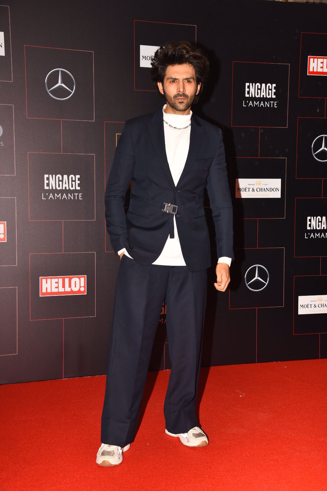 Hello Hall Of Fame Awards 2022: Kiara Advani, Kriti Sanon, Shamita ...