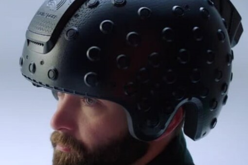 Does Space Travel Affect the Brain? This Helmet is On a Mission to Give ...