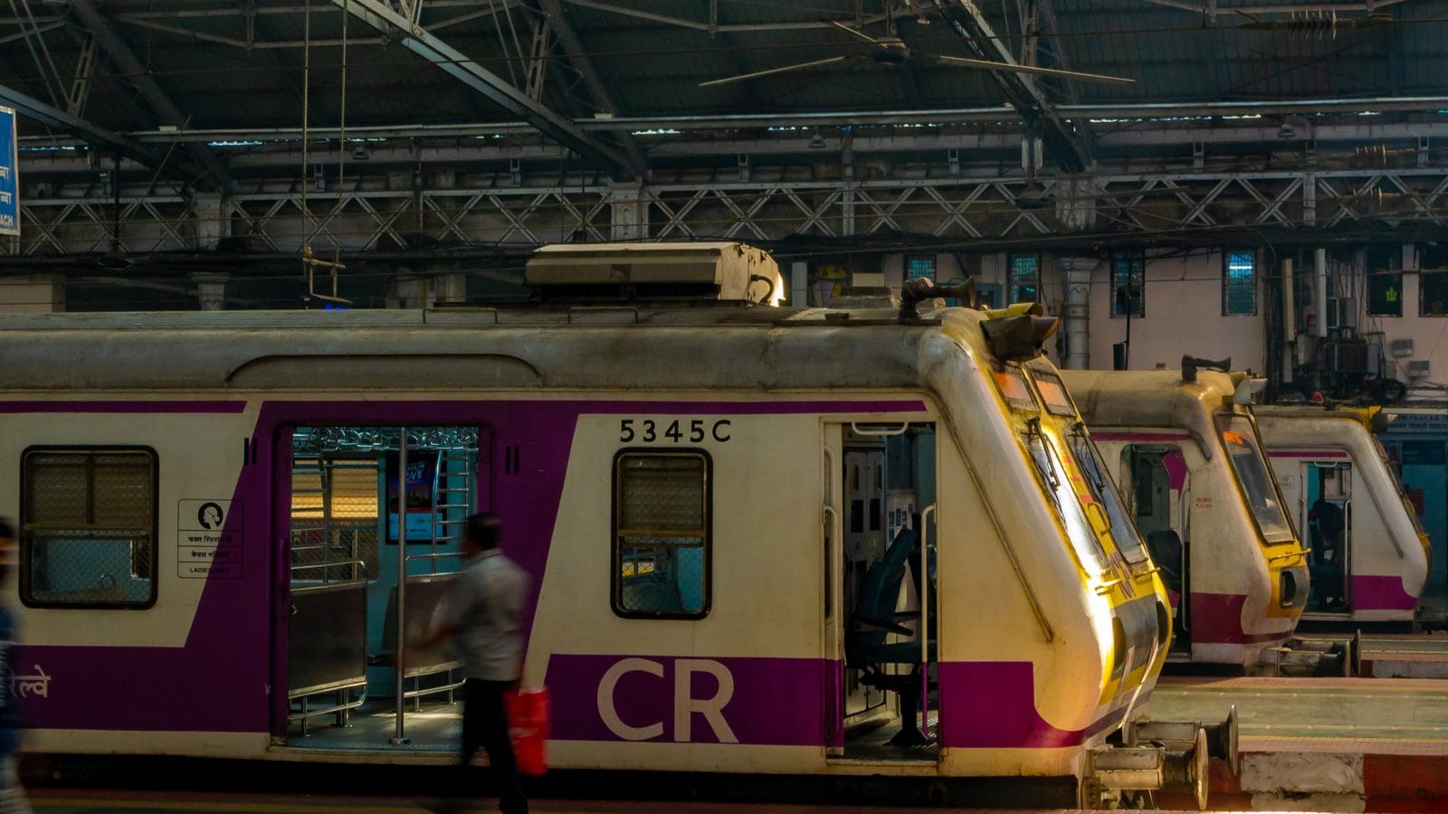 Now, You Can Live-Track Mumbai Local Train on Indian Railways' Official ...