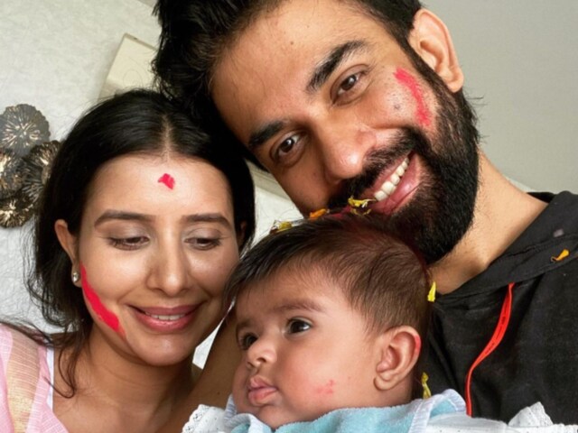 Charu Asopa Shares Cryptic Post Amidst Divorce Rumours with Husband ... Charu Asopa Shares Cryptic Post Amidst Divorce Rumours with Husband ...