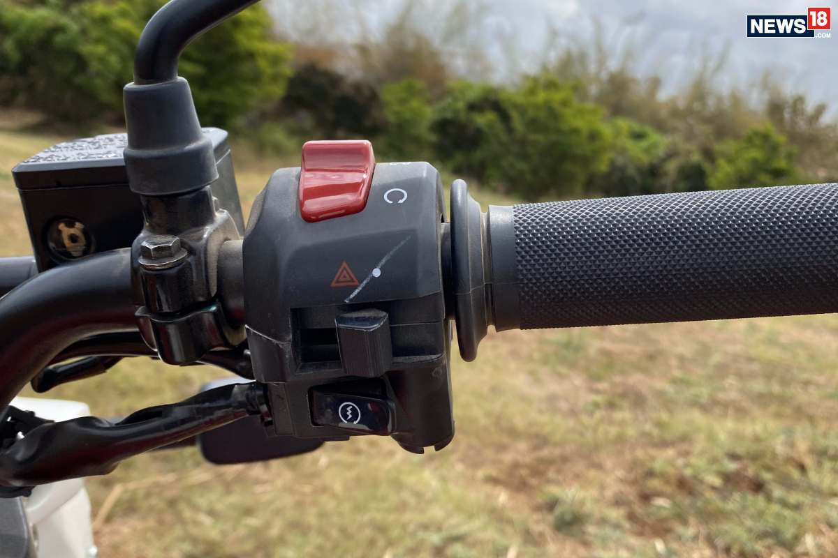 In Pics: Royal Enfield Scram 411 - Detailed Image Gallery of Design ...