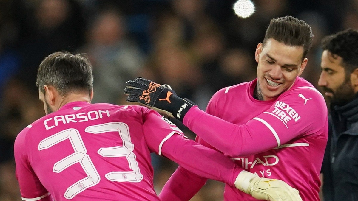 Scott Carson Makes First Champions League Appearance in 17 Years - News18