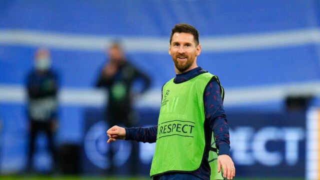 Pep Guardiola Credits Lionel Messi for His Coaching Success, Likens PSG ...