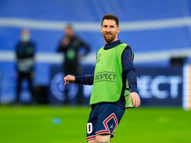 Pep Guardiola Credits Lionel Messi for His Coaching Success, Likens PSG ...