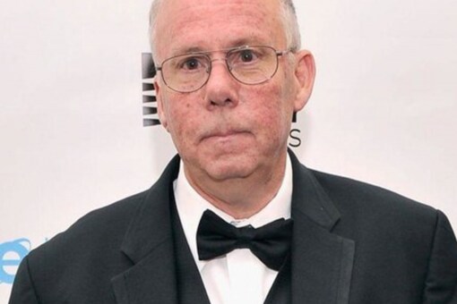 GIF Creator Stephen Wilhite Dies, Twitter Pays Tribute in Most Fitting ...