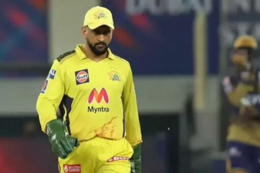 MS Dhoni Quits CSK Captaincy: Take a Look at His Leadership Records Set ...