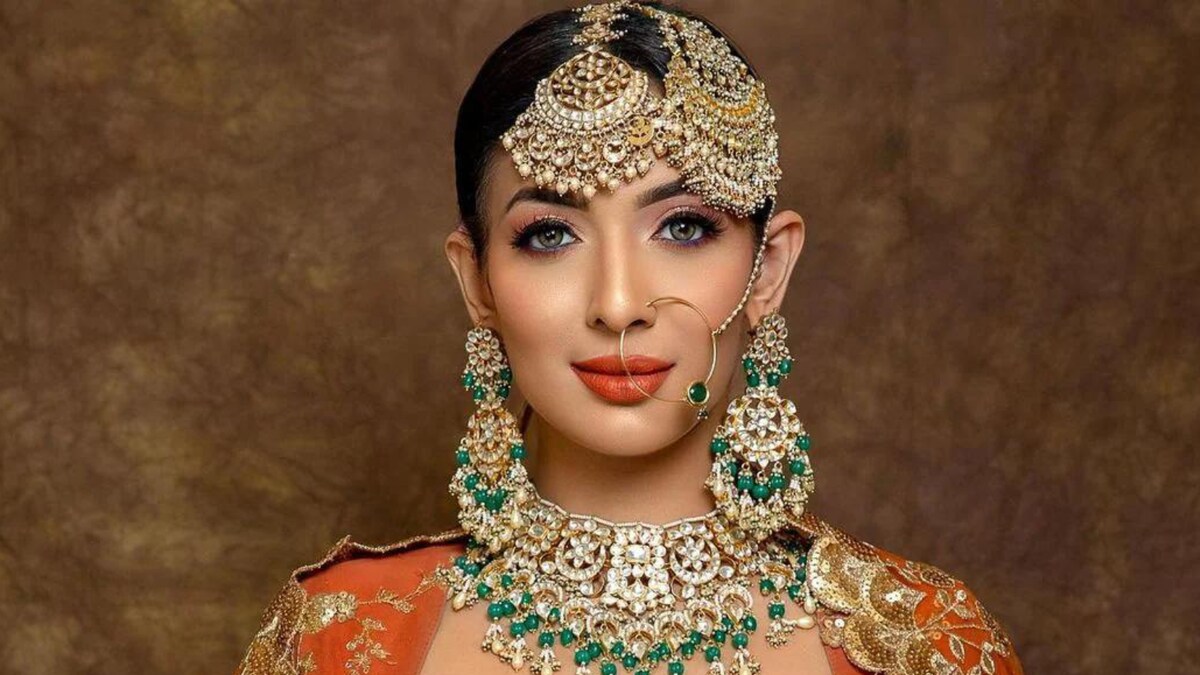 Actor Heena Panchal Rules Over Fans' Hearts With Latest Pics in Bridal ...