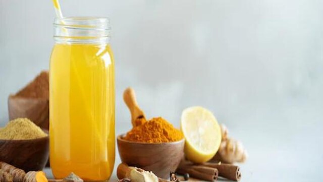 Reasons to Begin Your Day With Turmeric Water | Lifestyle News - News18