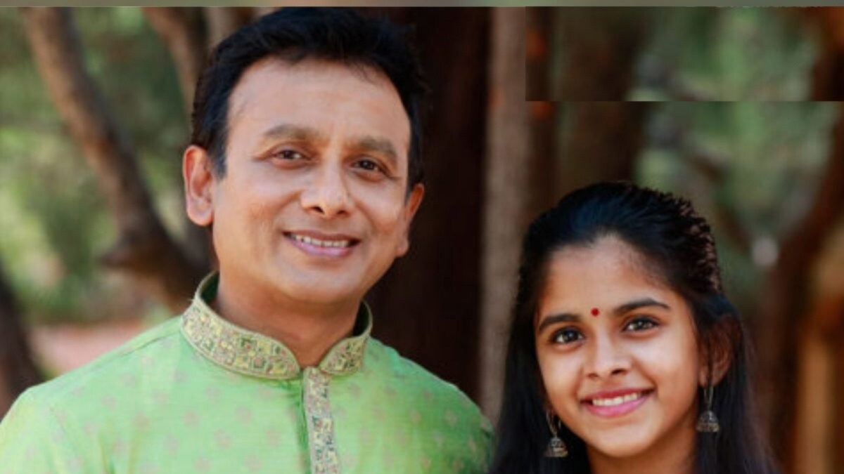 'Absolute Delight': Video of Singer Unnikrishnan Plaiting Daughter's ...