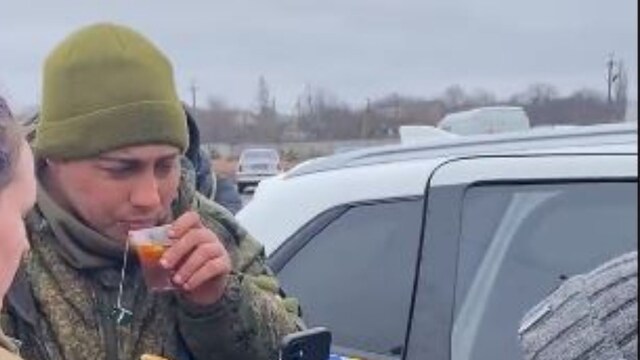 WATCH: Captured Russian Soldier in Ukraine Offered Food, Allowed to ...