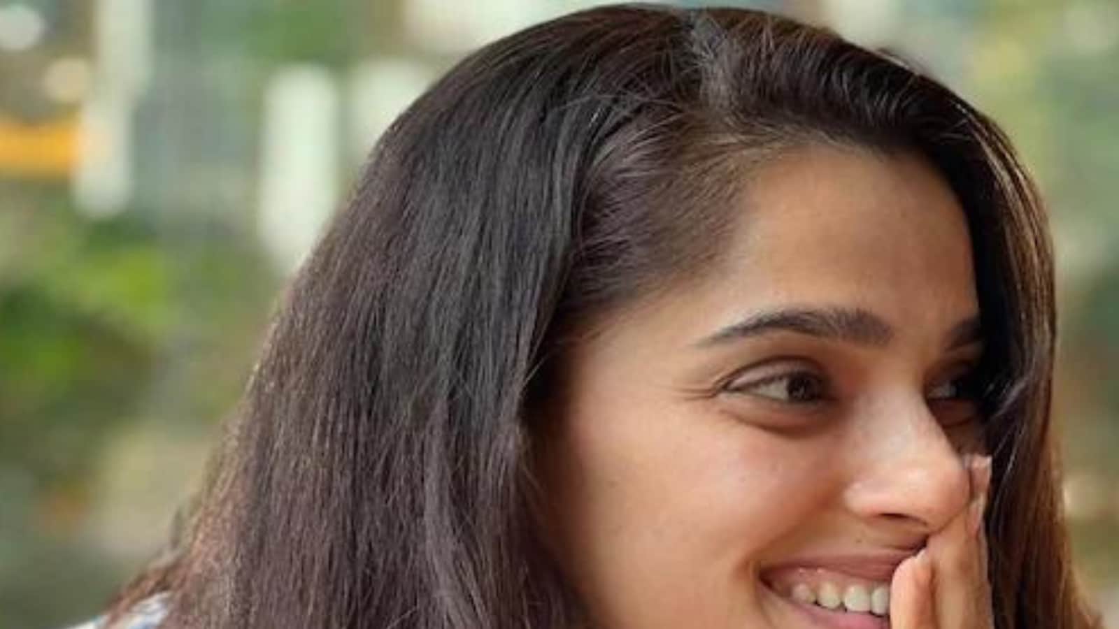 Watch: Priya Bapat Shares Secret to a Successful Marriage | Movies News ...