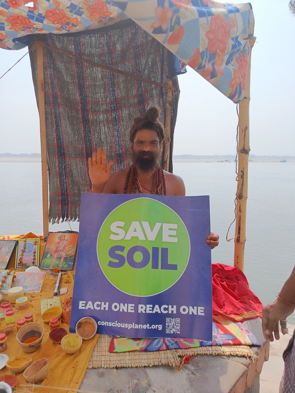 World Earth Day: From Kashi To Kanyakumari, Thousands Support Sadhguru ...