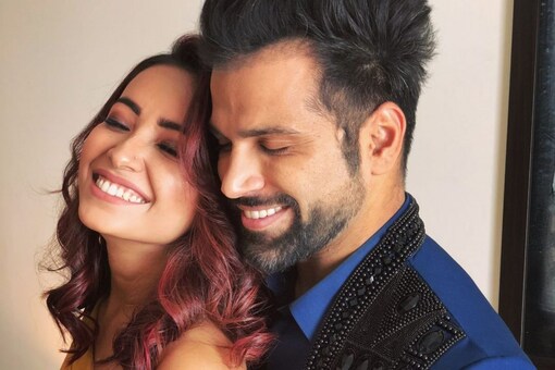 Asha Negi Says People 'Judged' Her After Breakup With Rithvik Dhanjani: 'Ab Film Actor Ban Gayi ...