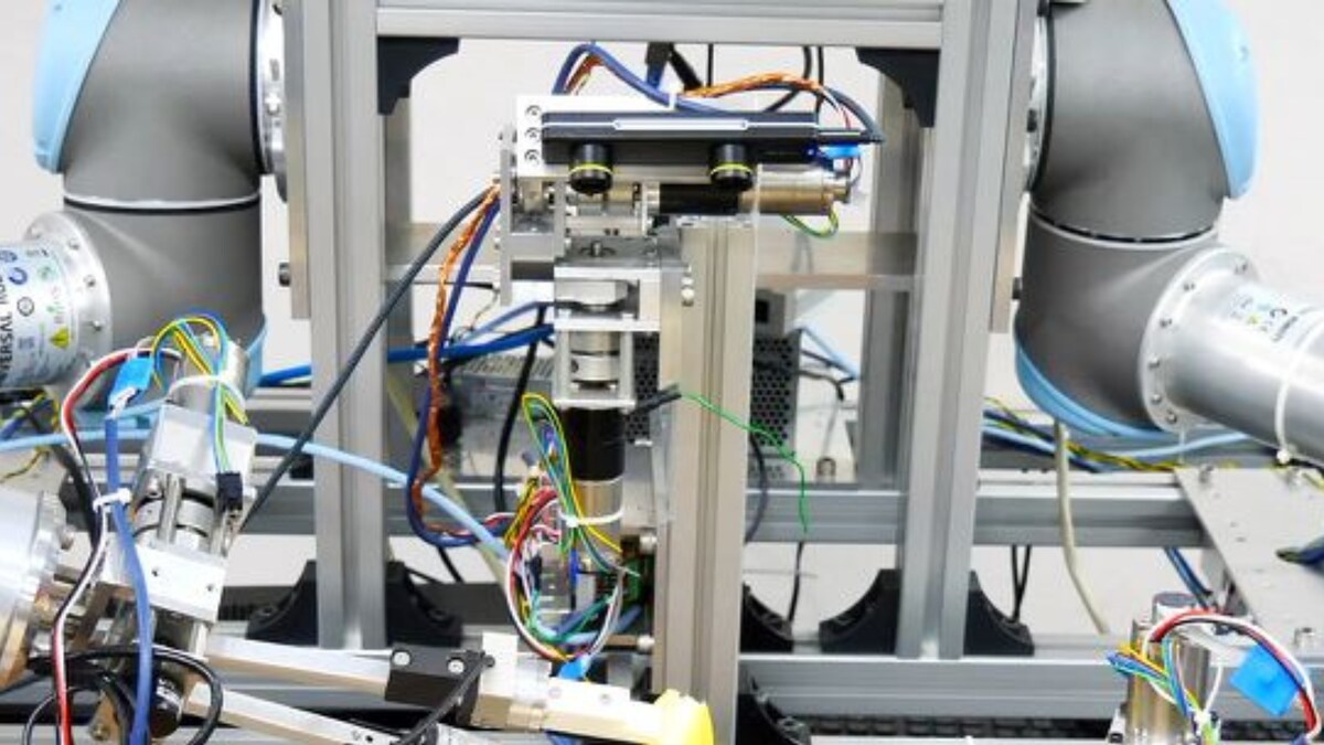 Hands-free: This Japanese Robot Will Peel You a Banana in 3 Minutes ...