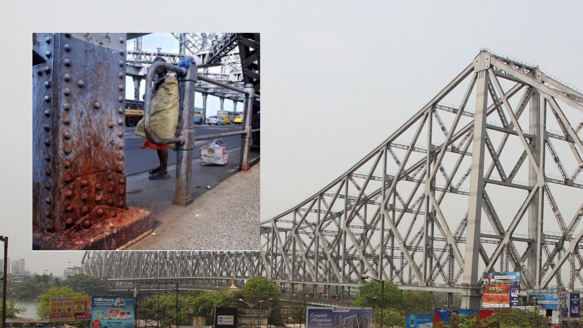 IAS Officer Shares Pic of Iconic Howrah Bridge 'Corroding' Due to ...