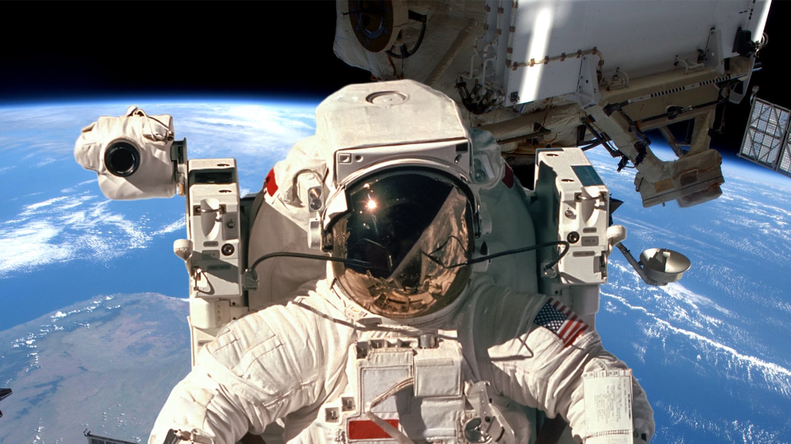 First Private Astronaut Mission Carrying Four Members of US Startup to ...