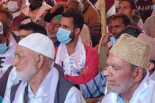 J&K People Can't Be Deceived by Family Raj, Fake Promises: JKNPF Chief ...