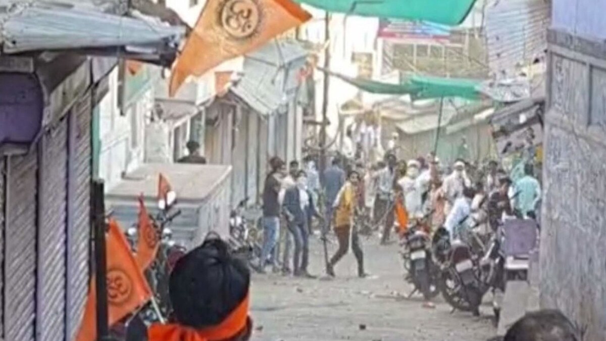 Karauli Violence Updates Curfew Extended Till Tomorrow Karauli Alwar