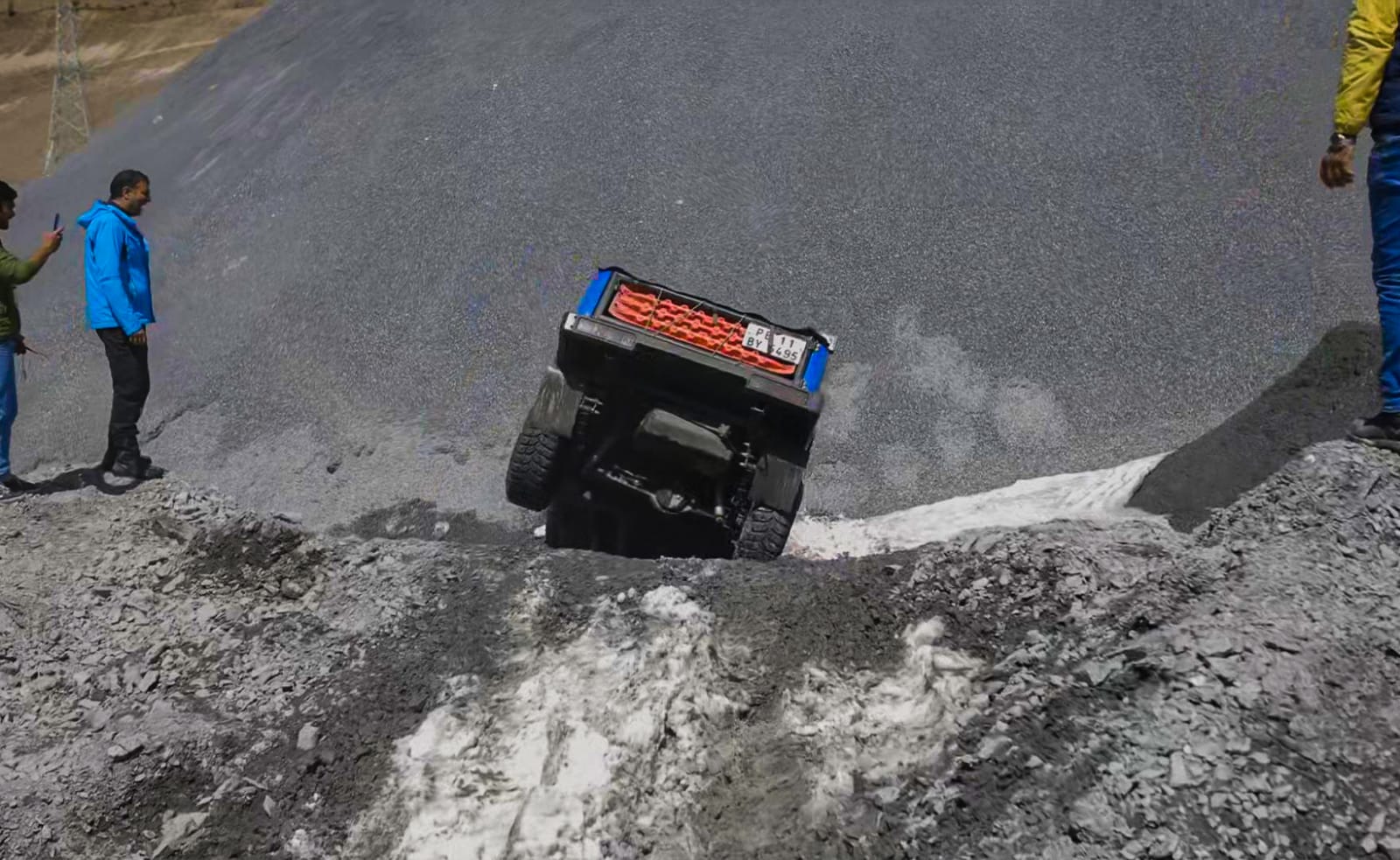 Kashmir Off Road: Riders Take On Daring Tricky Turns, Bowl Dips ...