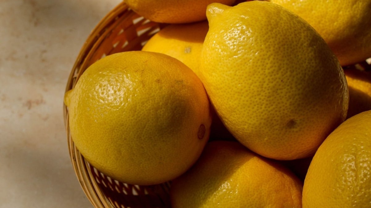 Inflation Hits Kitchen, Lemon Prices Rise to Rs 200 Per Kg; Why Prices ...