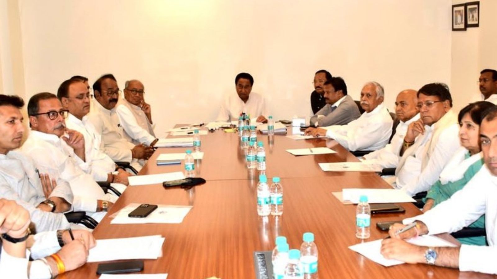 Madhya Pradesh Congress to Issue 'Vachan Patra' for Every District ...