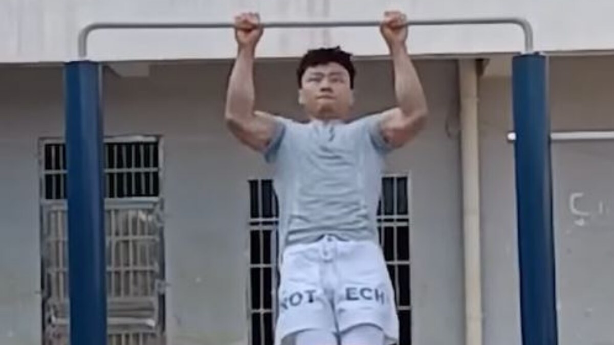 WATCH: Chinese Man Sets World Record After Doing 402 Muscle Ups in One ...