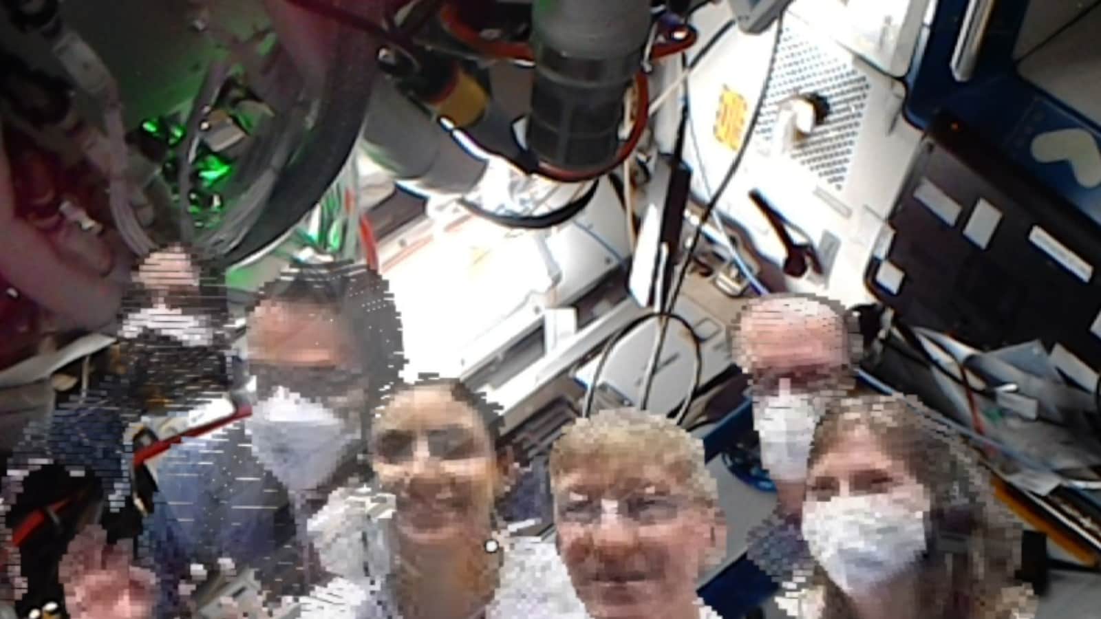 NASA Sends First Flight Surgeon to ISS Virtually Via 'Holoportation ...
