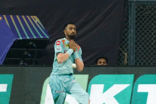 IPL 2022: Krunal Pandya Sparks Meme Fest on Twitter After Dropping a ...