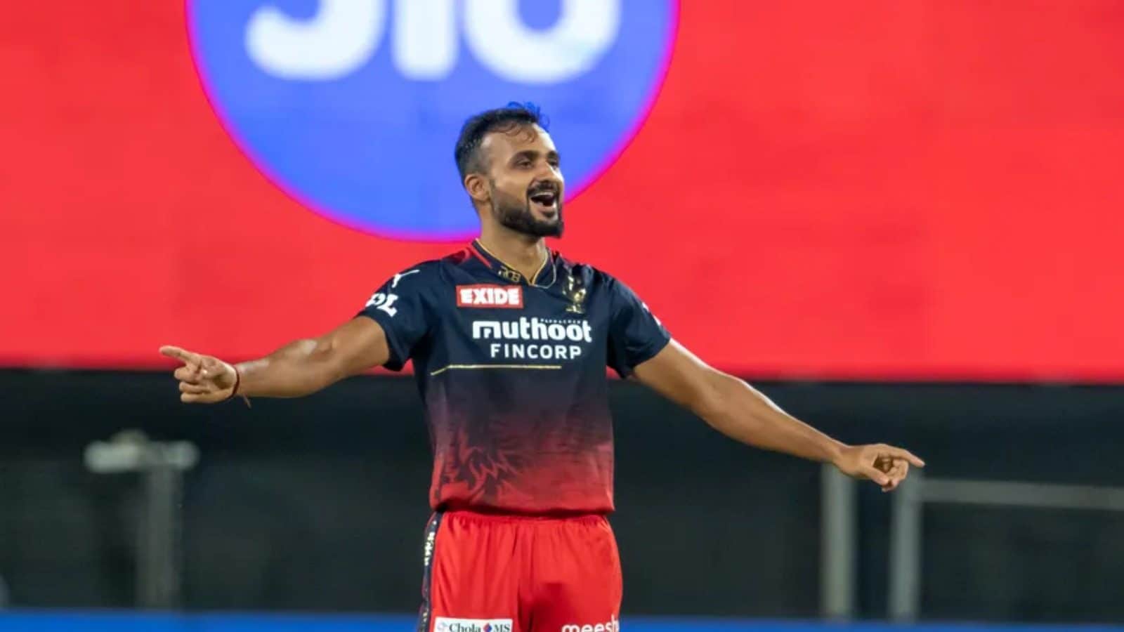IPL 2022: A 10-ball Over From RCB's Akash Deep Sparks Meme Fest on ...