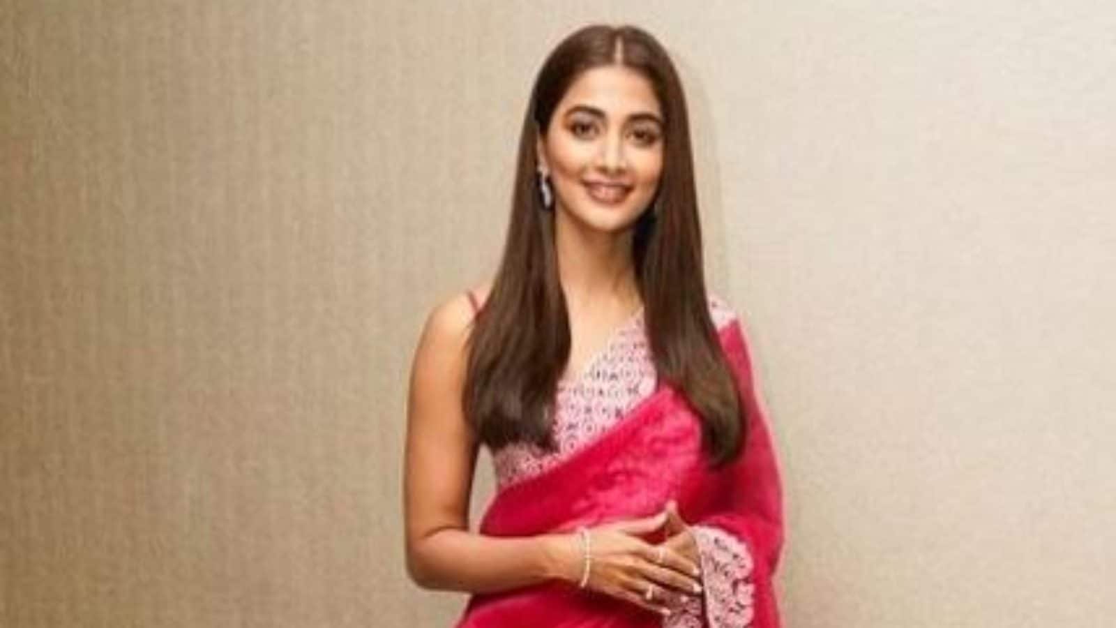 Pooja Hegde Turns Heads in Desi Avatar With Fuchsia Saree During ...
