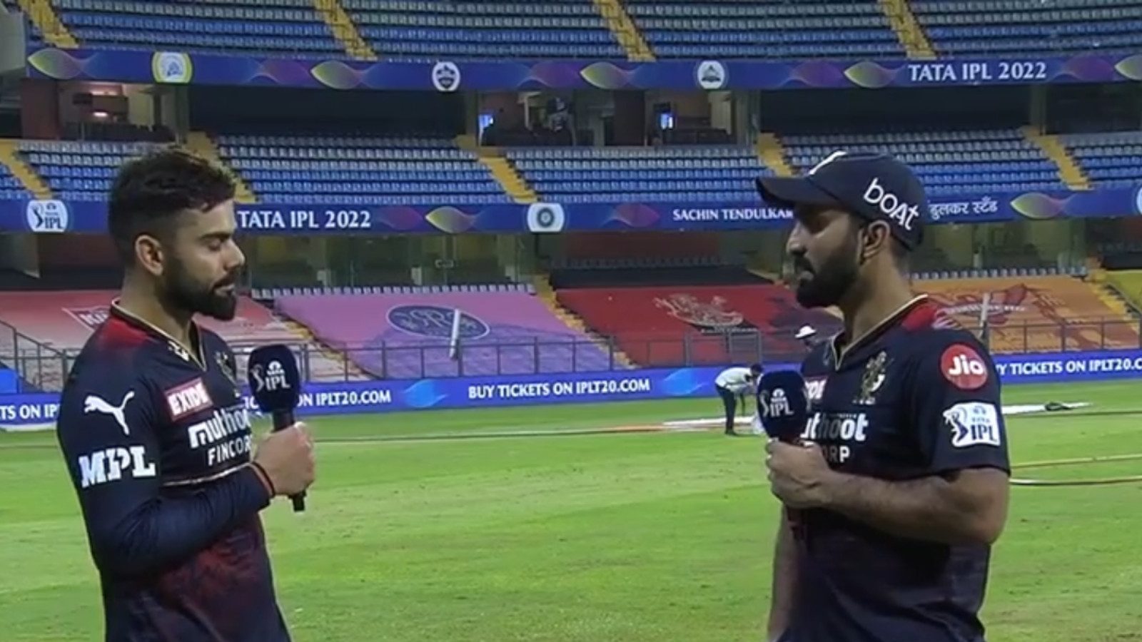 IPL 2022: Virat Kohli Complements Dinesh Karthik After Match Winning ...