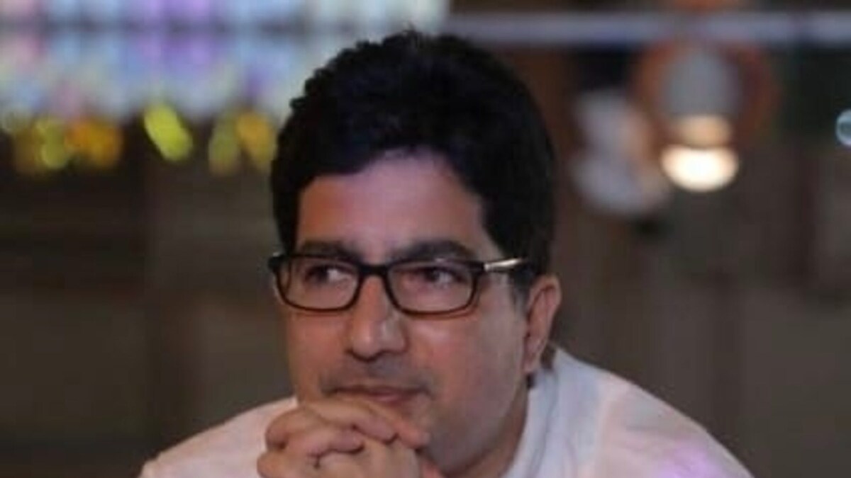 IAS Officer Shah Faesal Moves SC to Withdraw Name from Plea Against ...