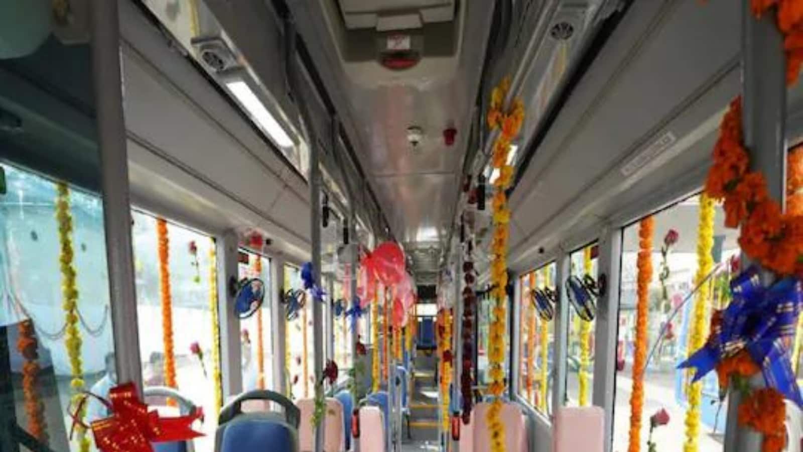 Delhi Gets 80 More AC CNG Low-Floor Cluster Buses on These Routes ...