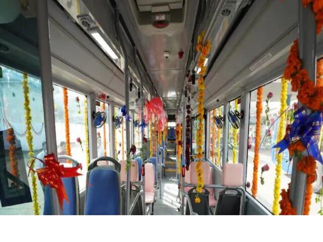 Delhi Gets 80 More AC CNG Low-Floor Cluster Buses on These Routes - News18