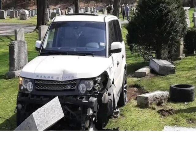 US Woman Chooses Cemetery To Practice Driving, Crashes Her Range Rover ...