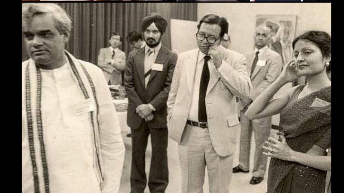 IN PICS | From Modi to Vajpayee, Union Minister Puri Recounts ‘Tenure ...