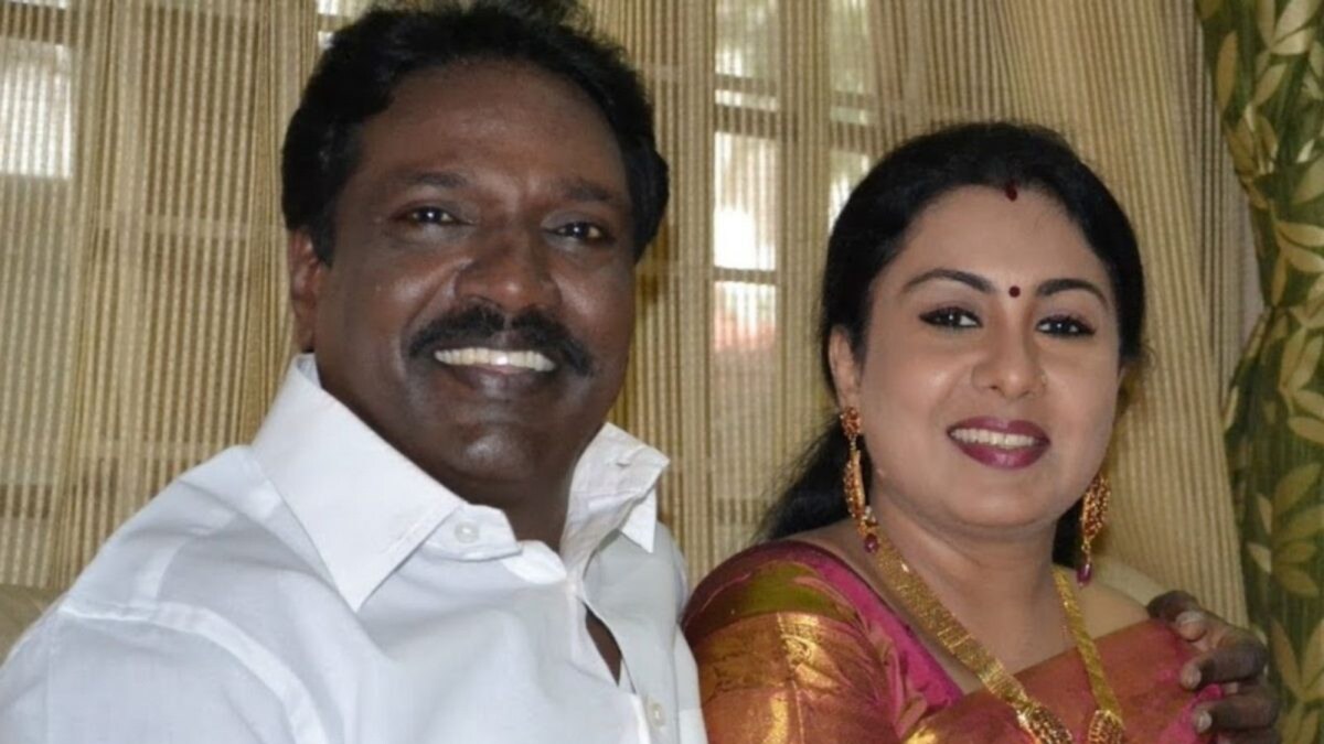 Singer Puspavanam Kuppusamy’s Mobile Stolen at Pallavaram Friday market ...