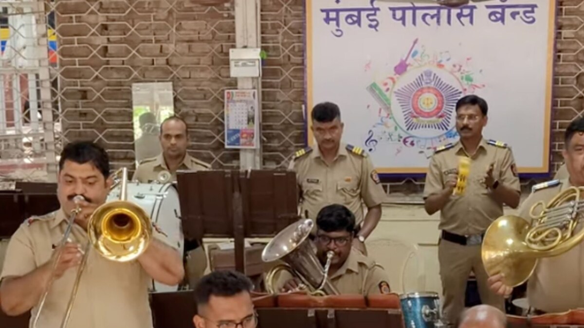 WATCH: Mumbai Police Band Covers Egyptian Song 'Ya Mustafa' in 'Must ...