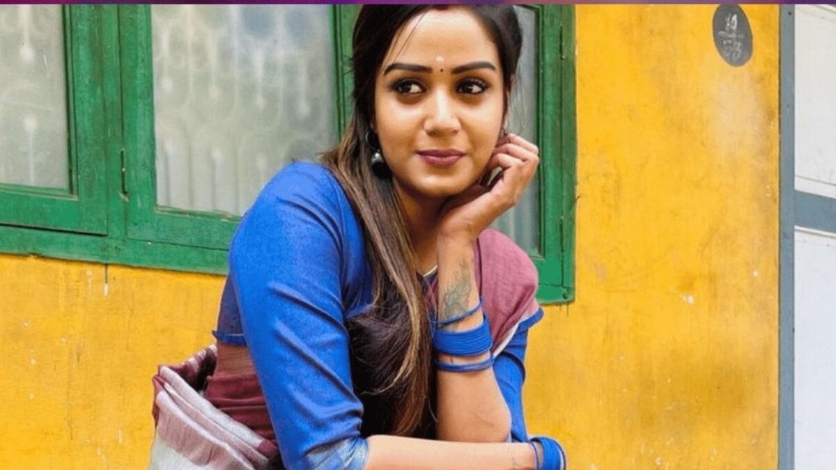 Raja Rani 2 Fame Riya Vishwanathan Posts Her Workout Video, Fans ...