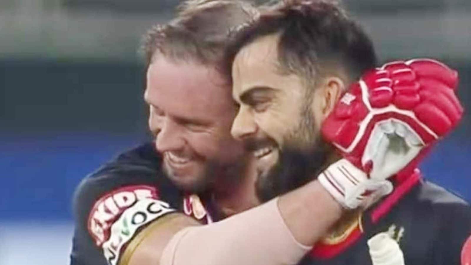 IPL 2022: 'RCB, RCB, RCB'-Ab de Villiers Leads Cricket Fraternity In ...