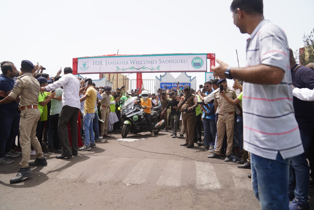 Save Soil Movement: Sadhguru Arrives in India After Covering 26 Nations ...
